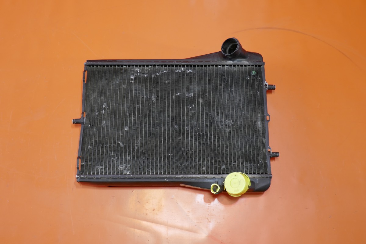PORSCHE 911 TURBO RADIATOR RIGHT 2002 2003 2004 2005 2006 2007 2008 ...