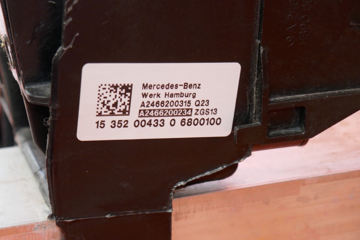 MERCEDES BENZ GLA RADIATOR SUPPORT 2014 2015 2016 2017 2018 A246200315