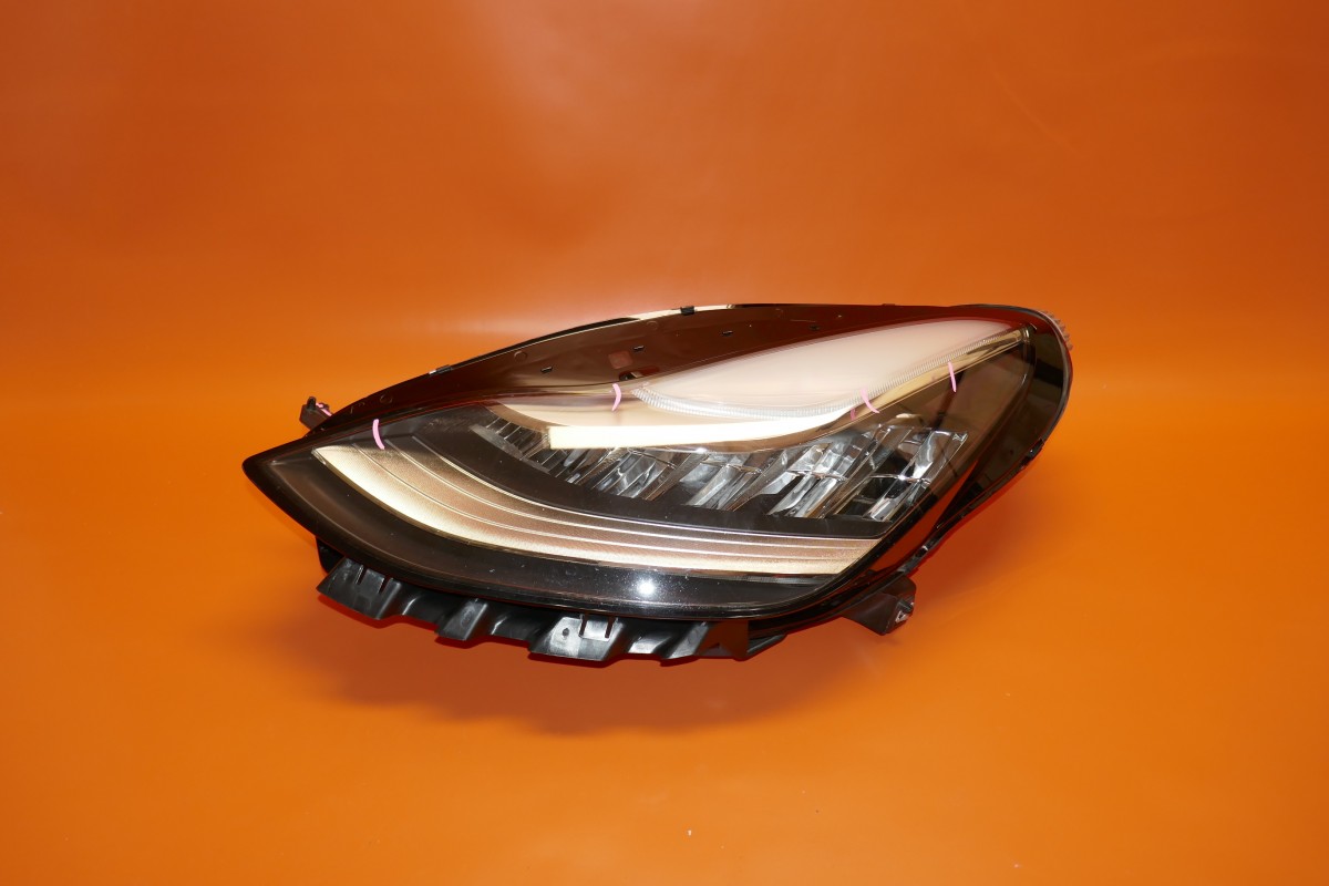 TESLA MODEL Y HEADLIGHT LEFT DRIVER 2020 2021 2022 LED 1077371-00-I OEM