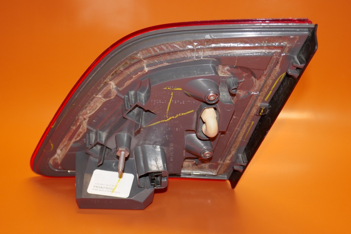 MERCEDES GLE350 TAIL LIGHT LEFT DRIVER 2016 2017 2018 A1669065902 LED OEM