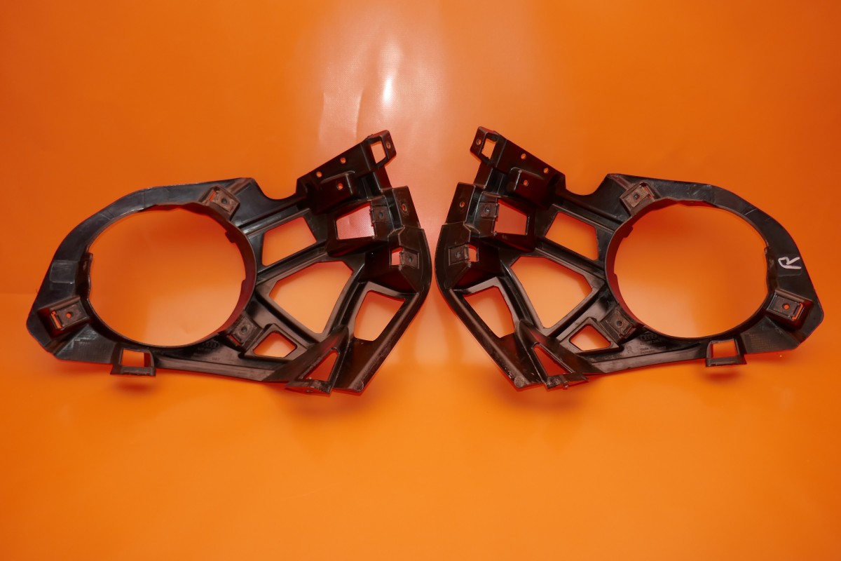 AUDI R8 EXHAUST BRACKETS REAR BUMPER LEFT RIGHT 2013 2014 2015 420 807 ...