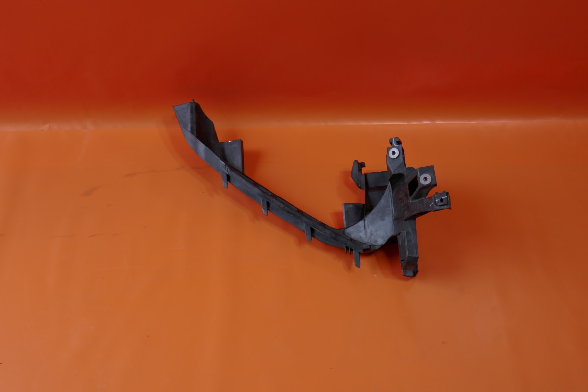 AUDI Q5 HEADLIGHT MOUNT BRACKET SUPPORT RIGHT PASSENGER 2018 2019 2020 ...