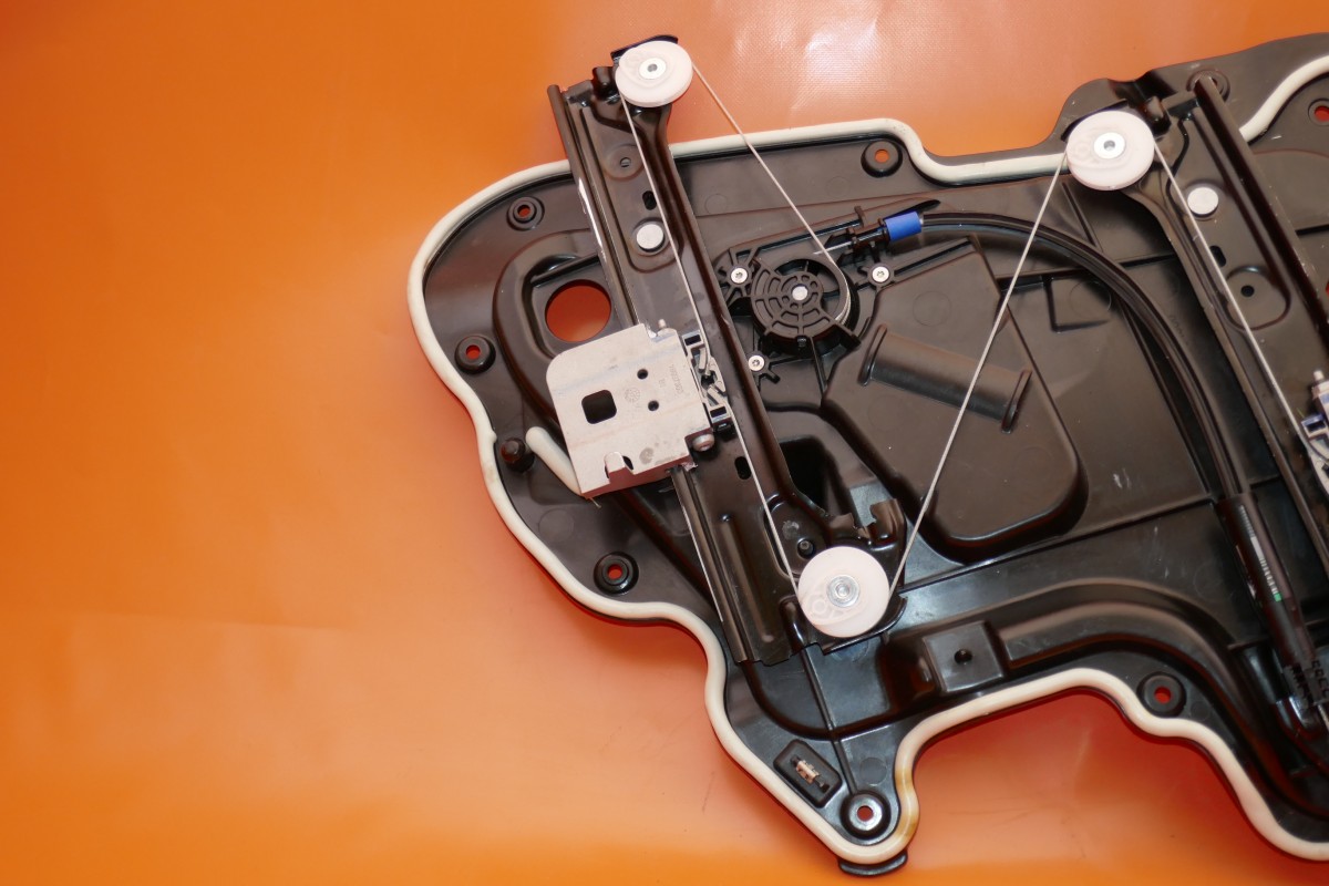 TESLA MODEL 3 WINDOW REGULATOR RIGHT REAR 2017 2018 2019 2020 1096623 ...