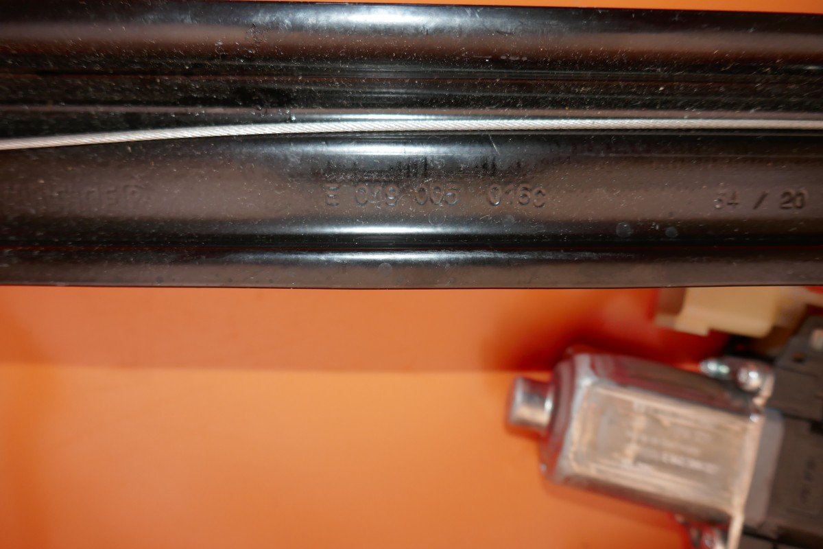 MASERATI GHIBLI WINDOW REGULATOR LEFT FRONT 2014 2015 2016 2017 2018 ...