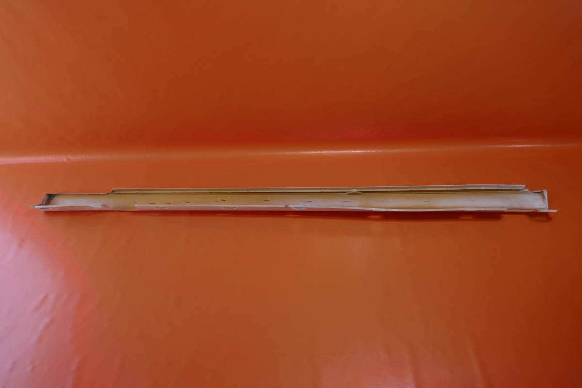 MERCEDES S550 ROCKER MOLDING RIGHT PASSENGER 2010 2011 2012 2013 ...