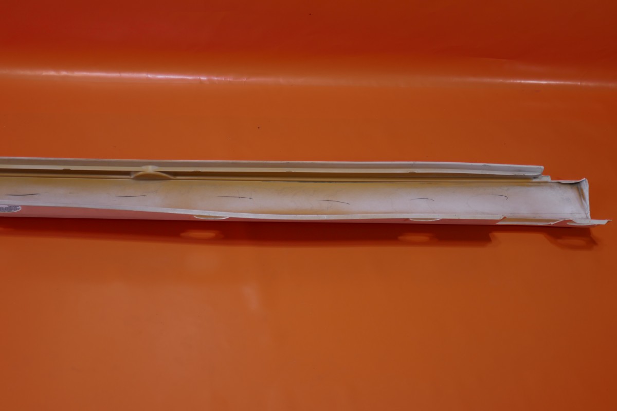 MERCEDES S550 ROCKER MOLDING RIGHT PASSENGER 2010 2011 2012 2013 ...