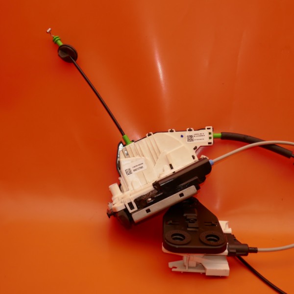 TESLA MODEL X DOOR LATCH RIGHT FRONT PASSENGER 2016 2017 2018 2019 ...