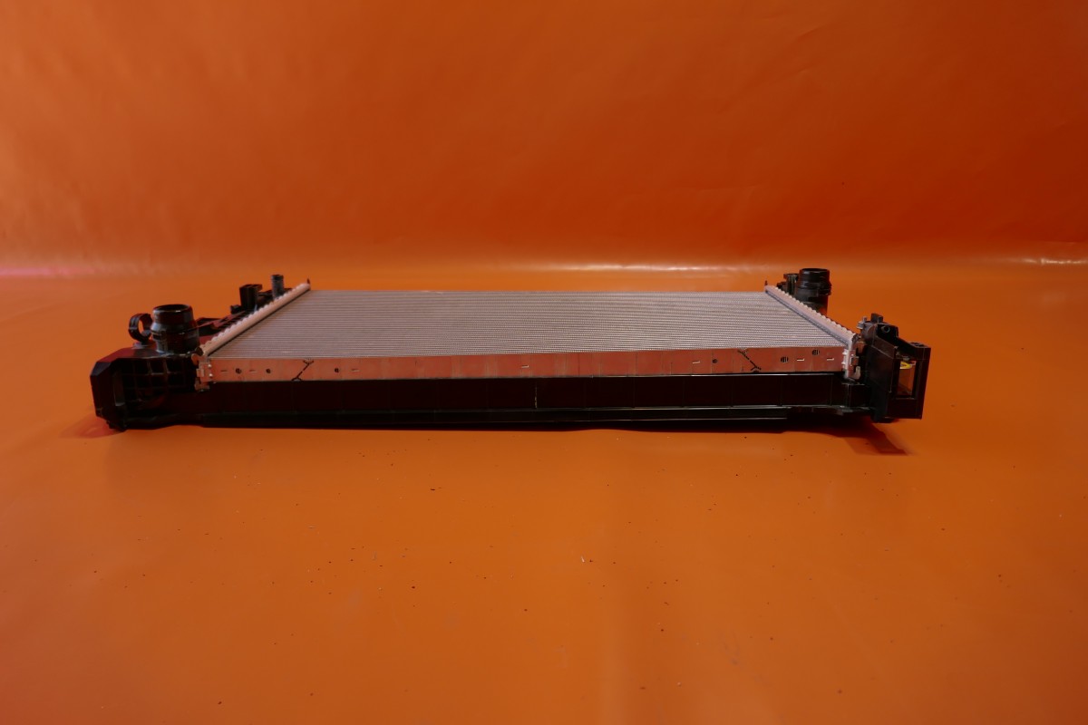 VOLVO XC90 RADIATOR 2016 2017 2018 2019 S90 31368232 OEM