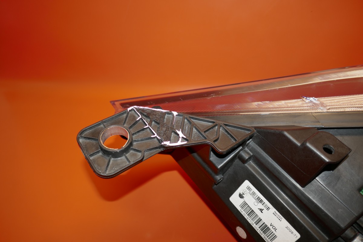 MASERATI GHIBLI HEADLIGHT RIGHT PASSENGER 2014 2015 2016 2017 BI-XENON ...