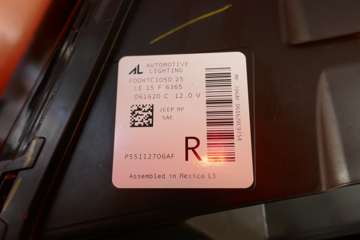 JEEP COMPASS HEADLIGHT RIGHT PASSENGER 2017 2018 2019 HALOGEN ...