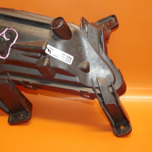 HYUNDAI ELANTRA DAYTIME RUNNING LIGHT 2017 2018 92207 F2100 OEM