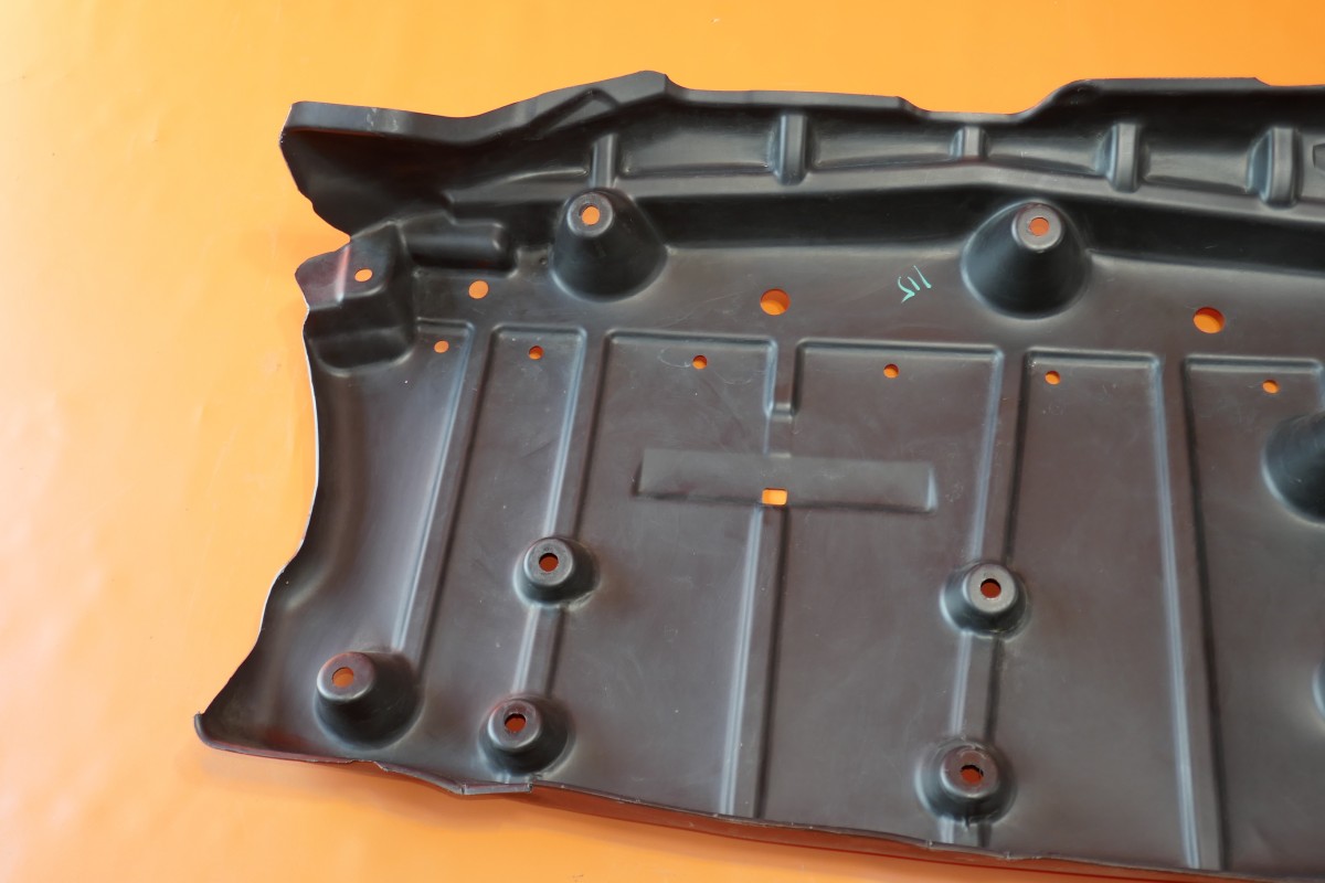 MASERATI LEVANTE REAR LOWER AERO DYNAMIC COVER 2017 2018 2019 2020 ...