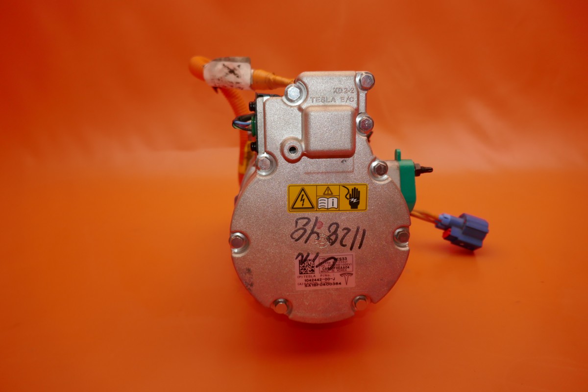 TESLA MODEL X AC COMPRESSOR 2016 2017 2018 2019 2020 1042442-00-J OEM