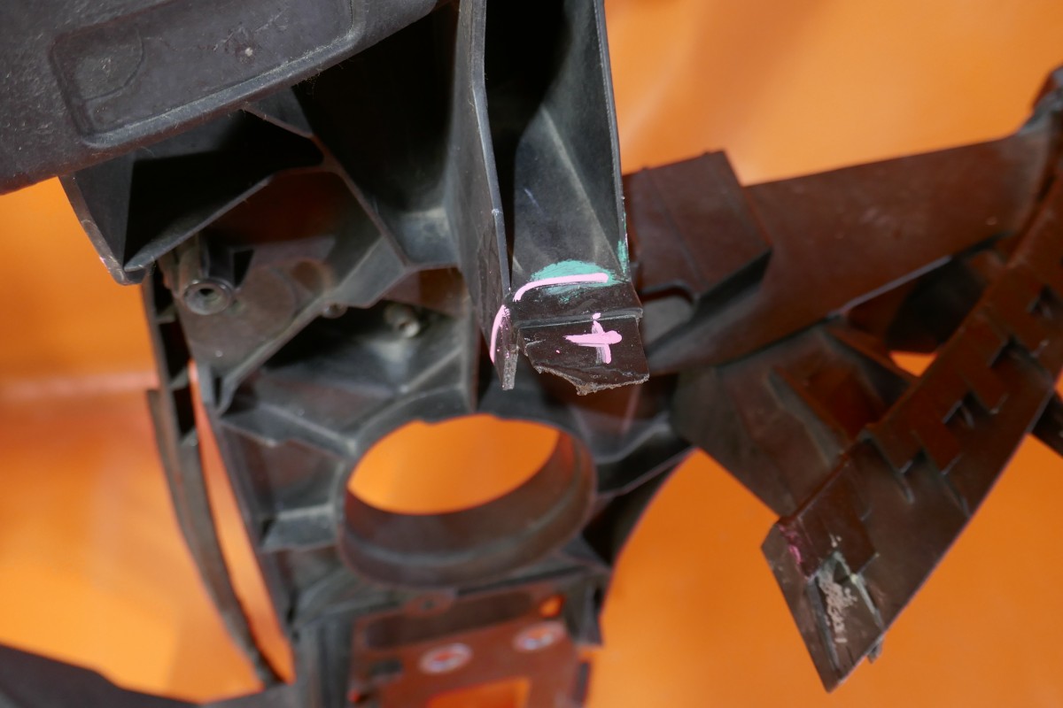 AUDI Q7 RADIATOR SUPPORT 2007 2008 2009 2010 2011 2012 2013 4L0805594 OEM