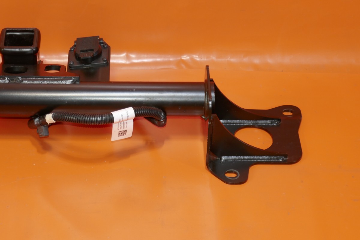 TESLA MODEL Y REAR TOW TRAILER HITCH 2020 2021 2022 1514757-00-D OEM