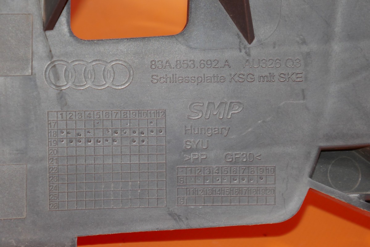 AUDI Q3 GRILLE STRIKER PLATE 2019 2020 2021 83A853692A OEM