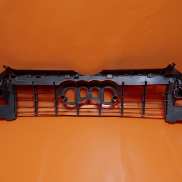 AUDI Q3 GRILLE STRIKER PLATE 2019 2020 2021 83A853692A OEM