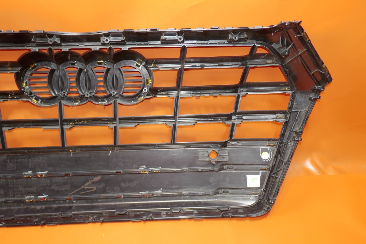 AUDI Q5 GRILLE S-LINE 2018 2019 2020 GRAY 80A853651C OEM