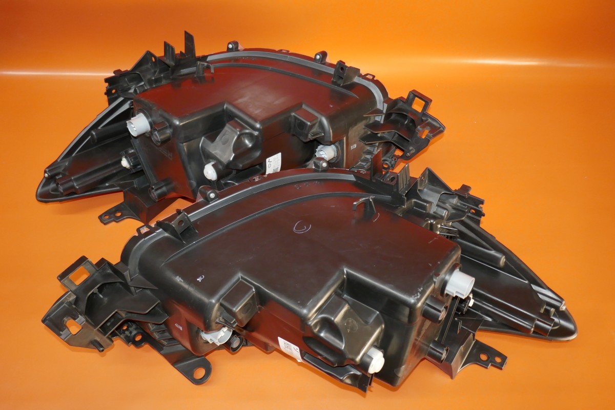 MAZDA CX-5 HEADLIGHT LEFT RIGHT 2015 2016 LED KA0G51030C OEM