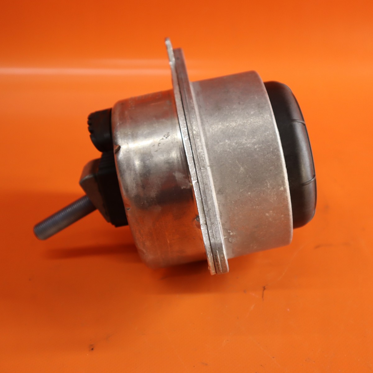 ALFA ROMEO GIULIA ENGINE MOUNT BUSHING LEFT 2017 2018 2019 2020 ...