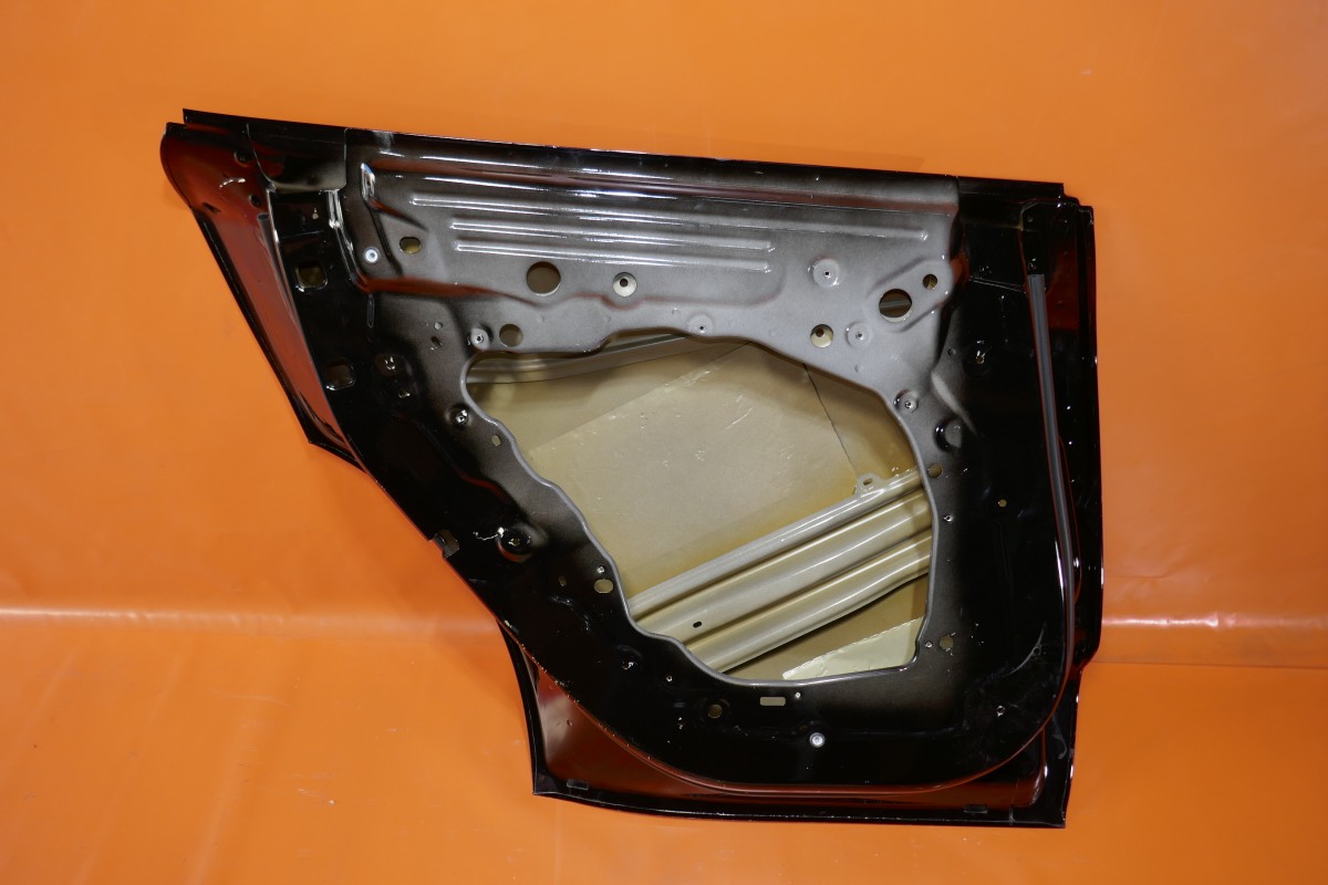 TESLA MODEL Y DOOR LEFT DRIVER REAR 2020 2021 2022 OEM