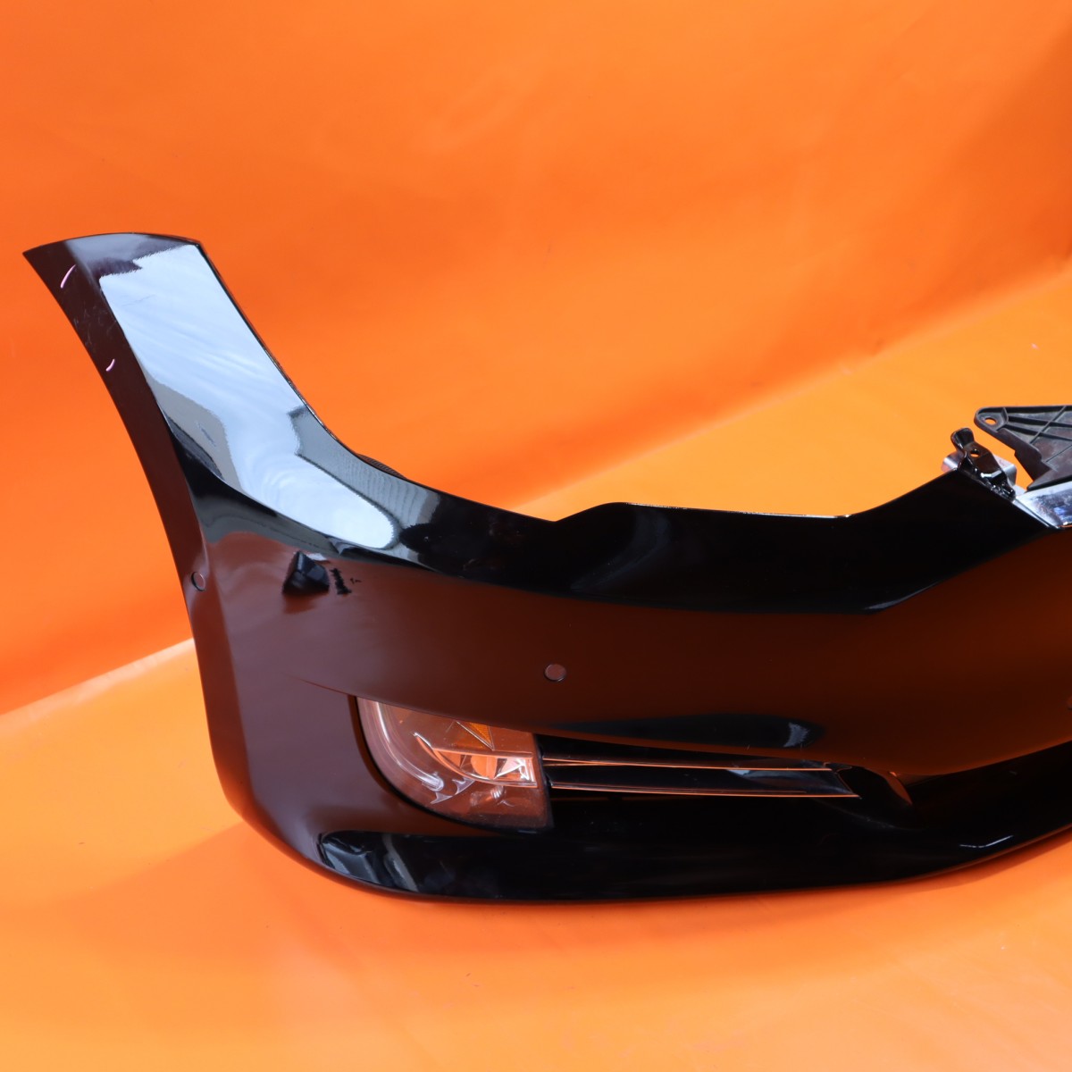 TESLA MODEL S FRONT BUMPER 2016 2017 2018 2019 2020 1056370-00-G OEM