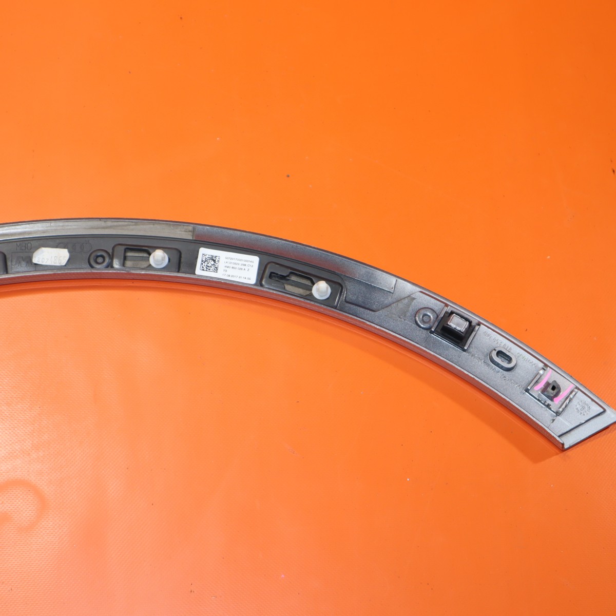 AUDI Q7 WHEEL OPENING MOLDING ARCH RIGHT REAR 2017 2018 2019 4M0 853 ...