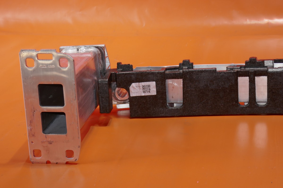 PORSCHE CAYENNE REINFORCEMENT FRONT 2019 2020 2021 9Y0807109C OEM