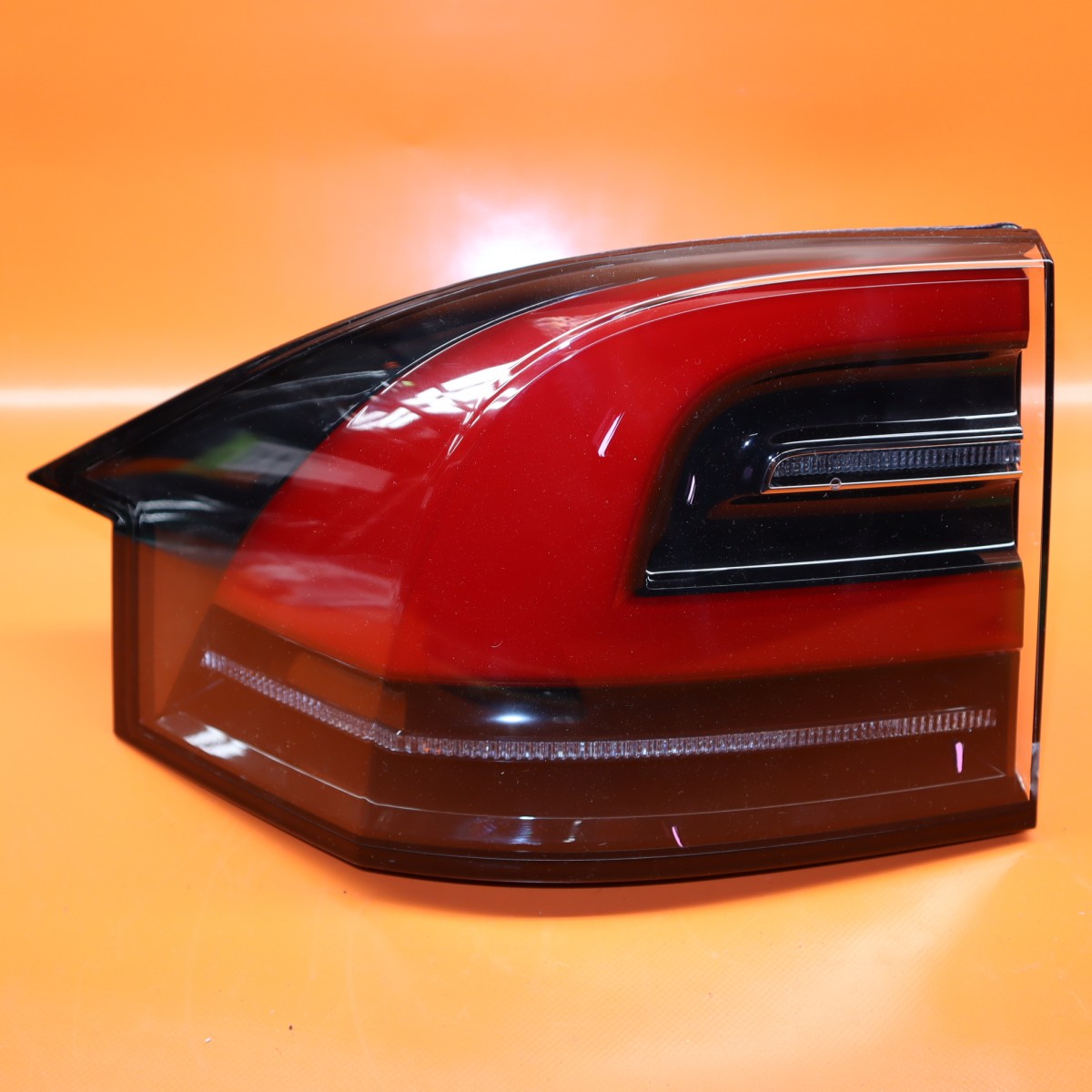 TESLA MODEL X TAIL LIGHT LEFT DRIVER 2016 2017 2018 2019 2020 LED ...