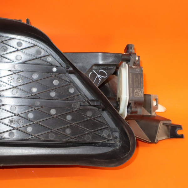 TESLA MODEL S ACTIVE LOUVER LEFT DRIVER 2016 2017 2018 2019 2020 2021