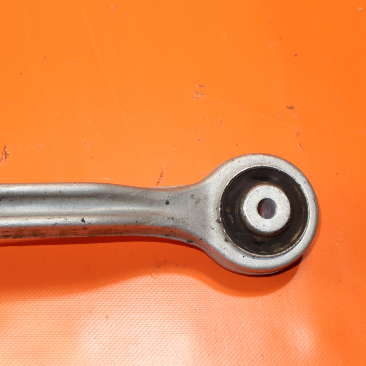 AUDI A8 S6 UPPER CONTROL ARM LEFT FRONT 2008 2009 2010 4E0407505F OEM