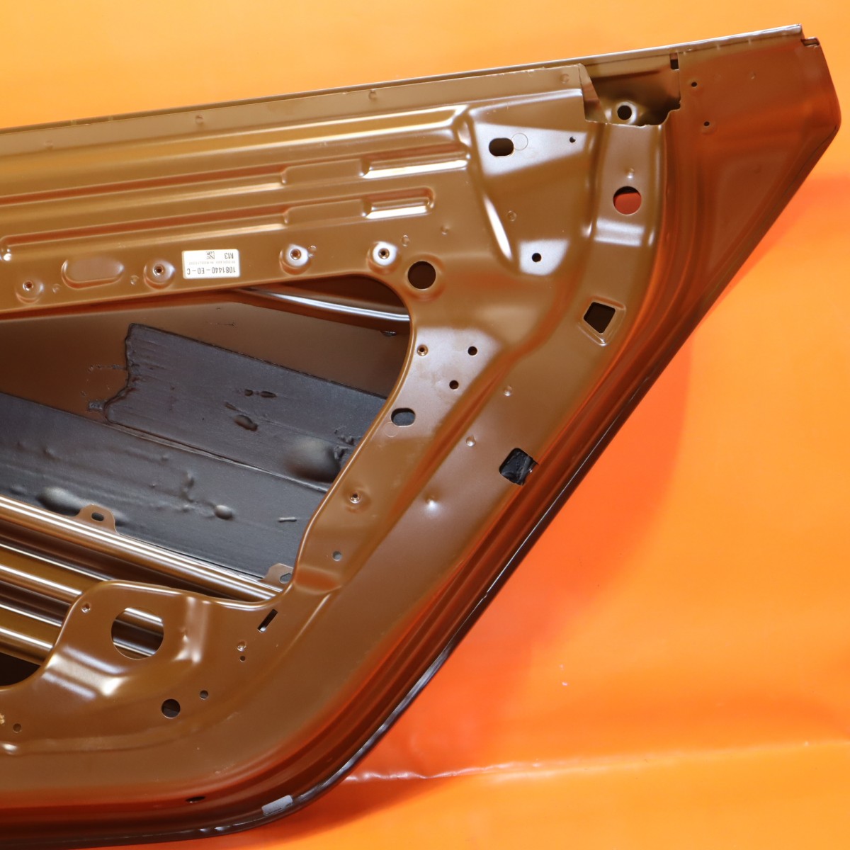 TESLA MODEL 3 DOOR RIGHT REAR 2017 2018 2019 2020 2021 1081440-E0-C OEM