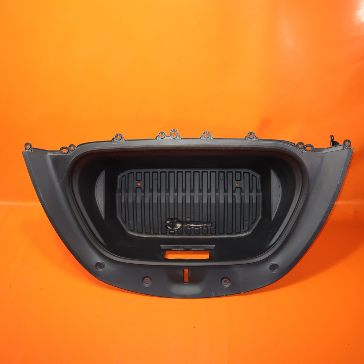 TESLA MODEL Y FRUNK STORAGE BOX COMPARTMENT 2020 2021 2022 1492606-00-C OEM