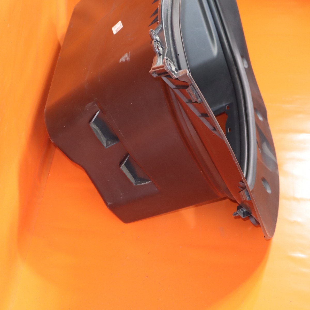 TESLA MODEL Y FRUNK STORAGE BOX COMPARTMENT 2020 2021 2022 1492606-00-C OEM