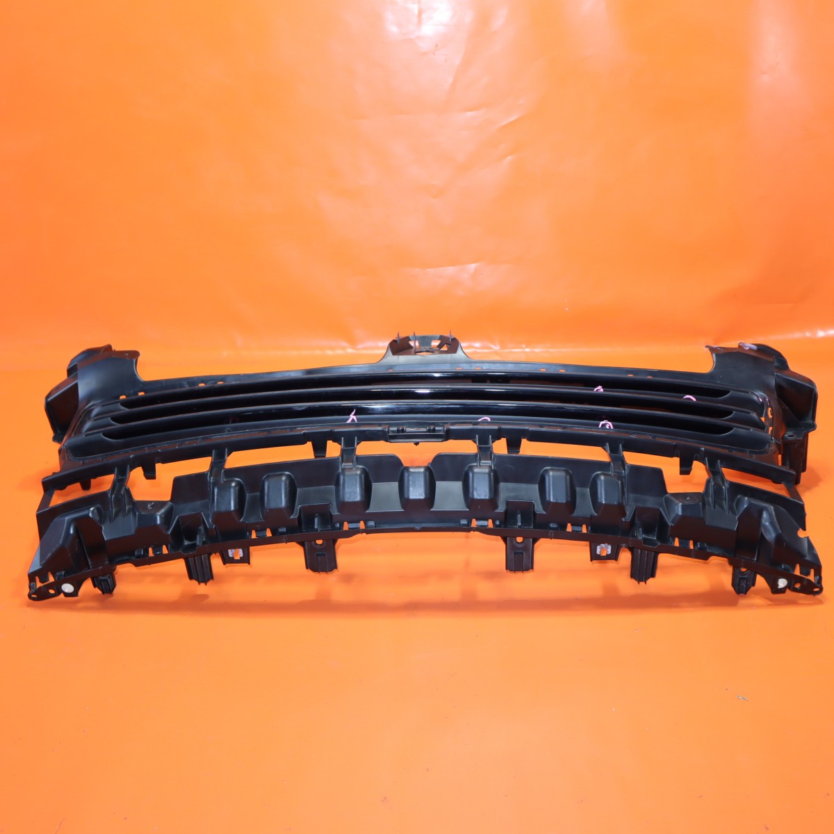 PORSCHE CAYENNE GRILLE CENTER BLACK 2019 2020 2021 9Y0807683P OEM