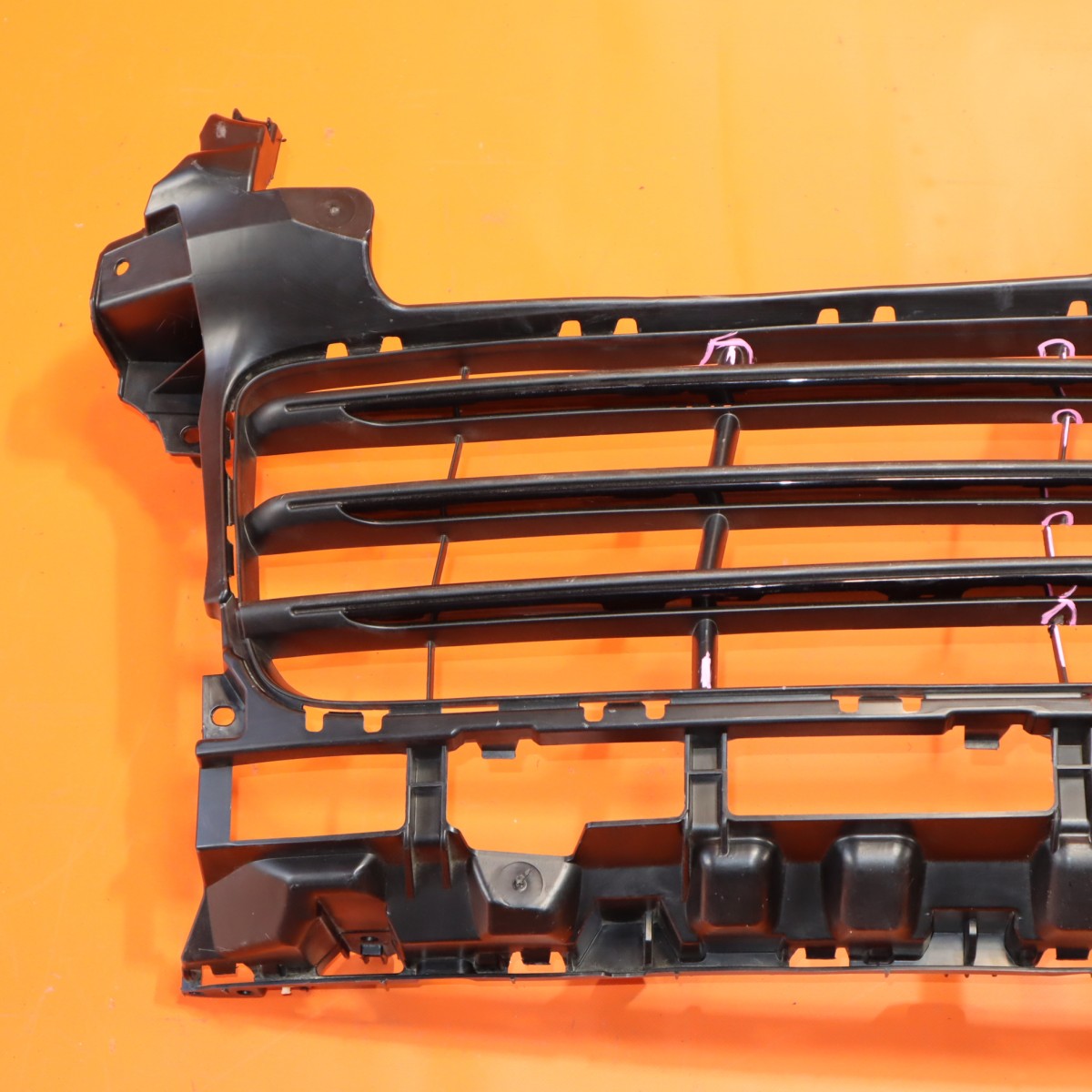 PORSCHE CAYENNE GRILLE CENTER BLACK 2019 2020 2021 9Y0807683P OEM