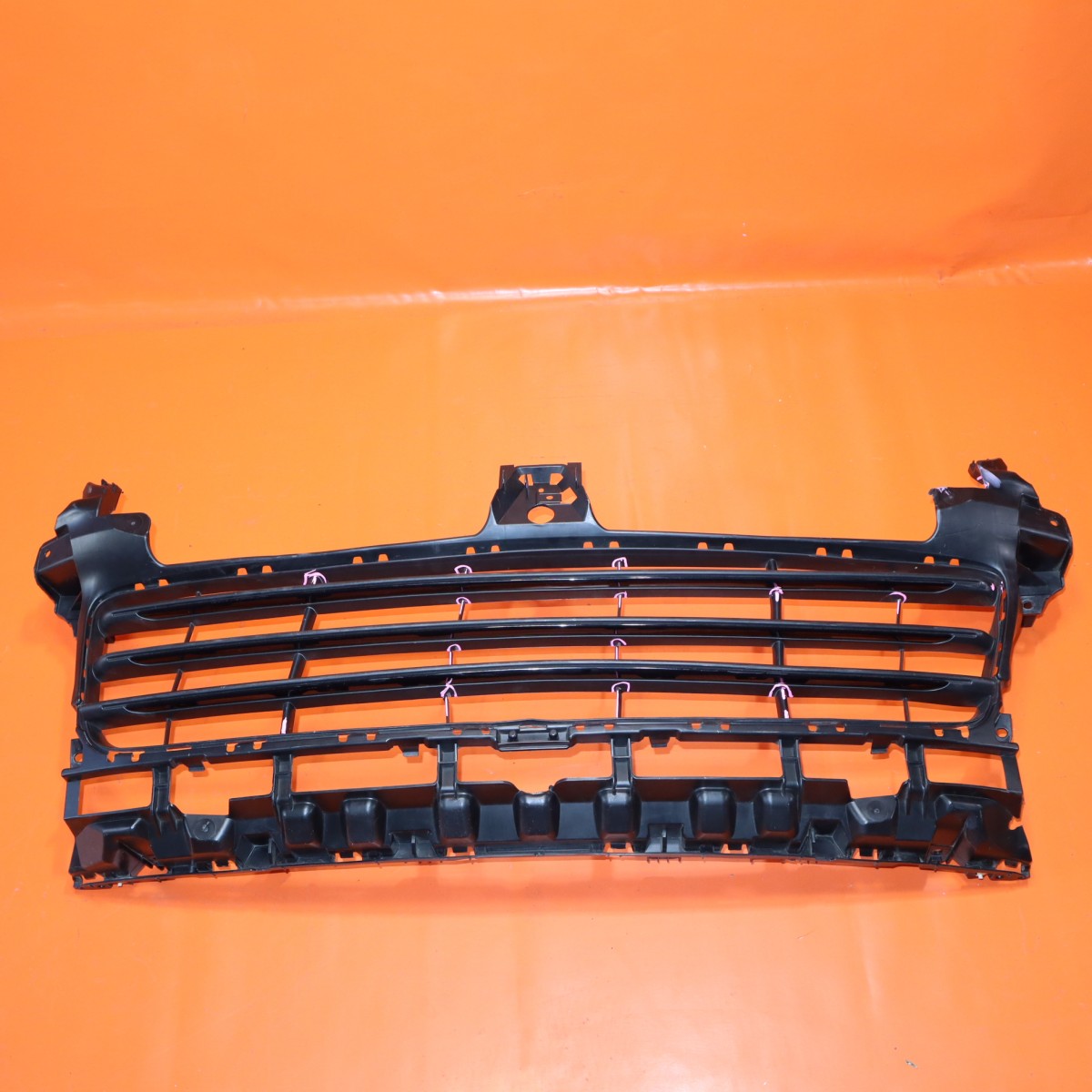 PORSCHE CAYENNE GRILLE CENTER BLACK 2019 2020 2021 9Y0807683P OEM