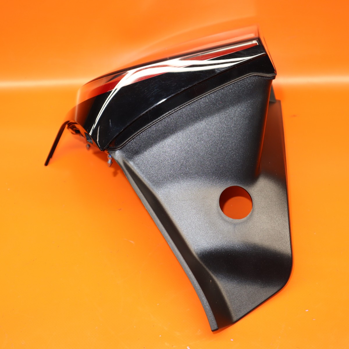 TESLA MODEL Y TAIL LIGHT RIGHT PASSENGER 2020 2021 2022 LED 1502087-00 ...