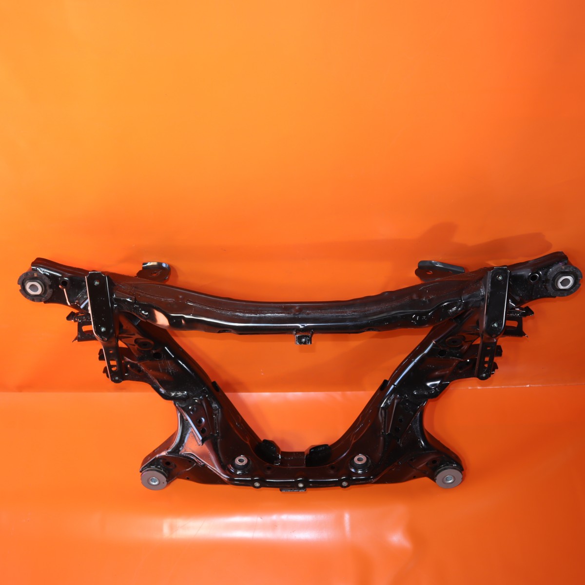 TESLA MODEL Y SUBFRAME REAR CROSSMEMBER 2020 2021 2022 AWD 1044580-00-C OEM