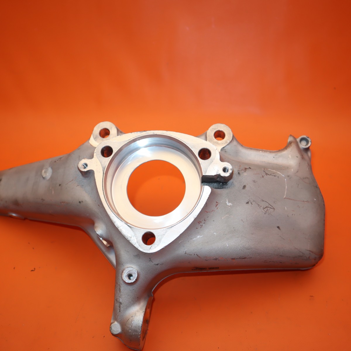 TESLA MODEL Y KNUCKLE SPINDLE LEFT FRONT 2020 2021 2022 1188311-00-E OEM