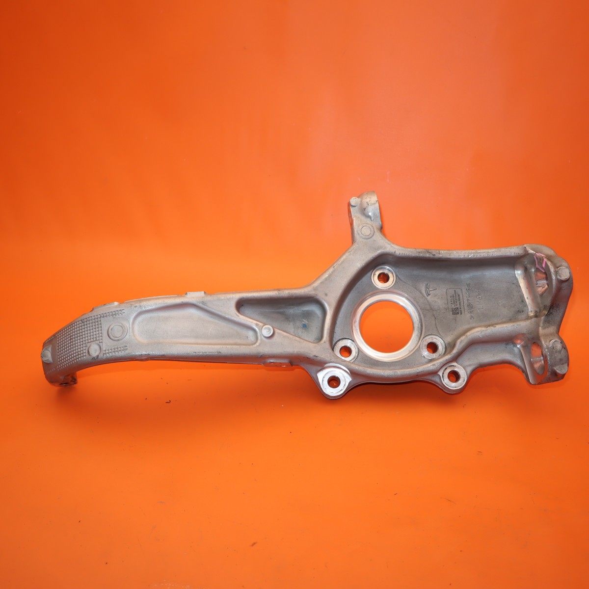 TESLA MODEL Y KNUCKLE SPINDLE LEFT FRONT 2020 2021 2022 1188311-00-E OEM