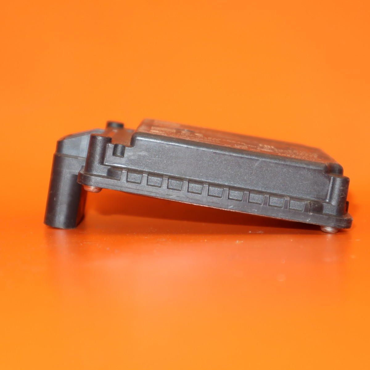 TESLA MODEL 3 RADAR SENSOR MODULE 2017 2018 2019 2020 1108647-00-D OEM