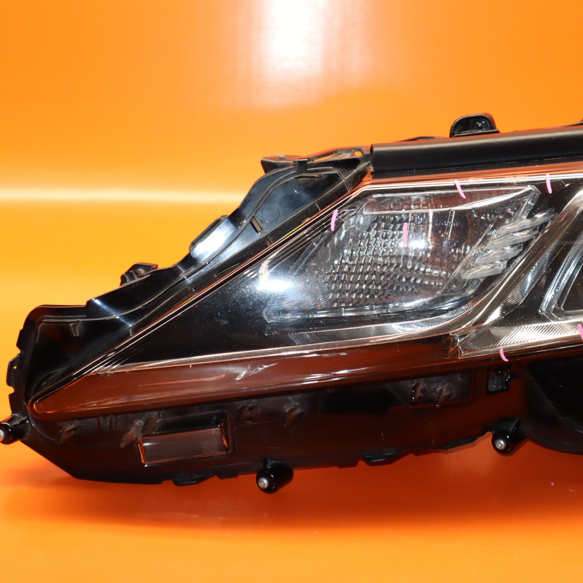 TOYOTA CAMRY HEADLIGHT LEFT DRIVER 2018 2019 2020 LED 81150-06C40 OEM