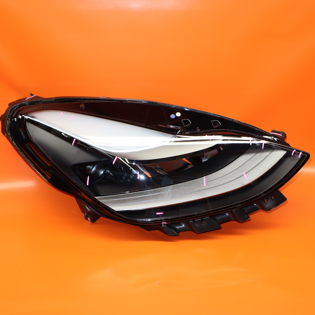 TESLA MODEL 3 HEADLIGHT RIGHT PASSENGER 2021 2022 2023 LED 1514953-00-C OEM