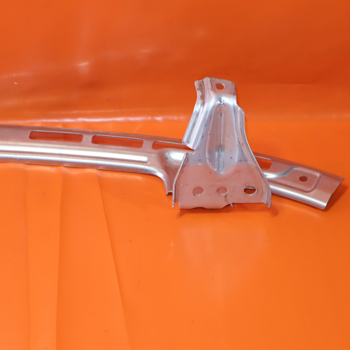 TESLA MODEL Y LOWER REINFORCEMENT FRONT BAR 2020 2021 2022 1505433-00-A OEM