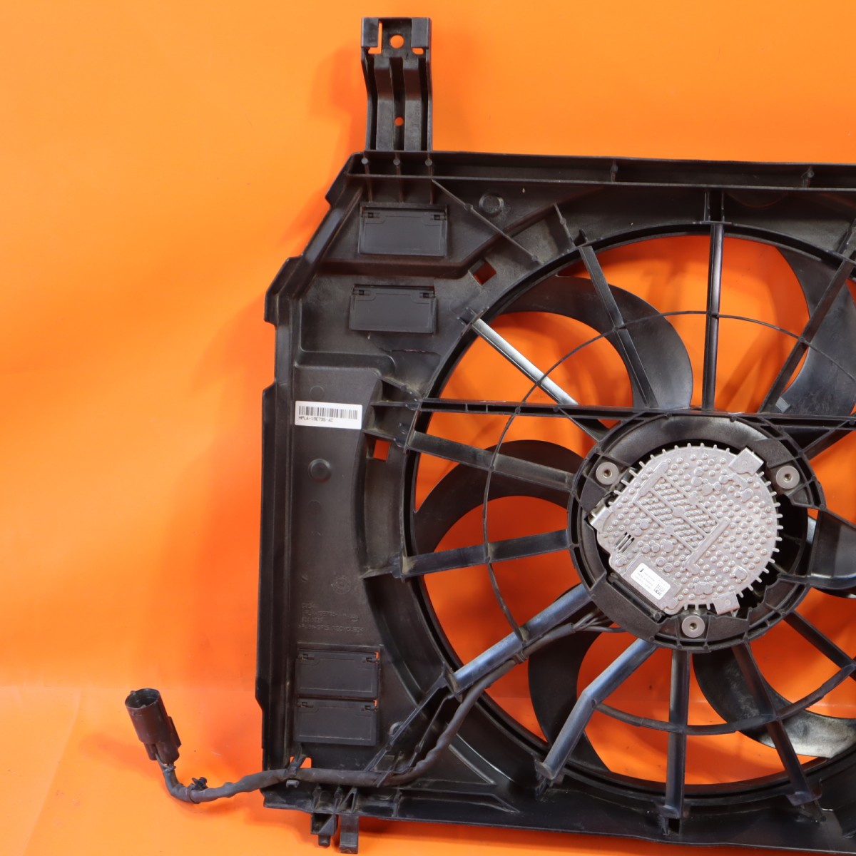 RANGE ROVER SPORT RADIATOR FAN 2014 2015 2016 2017 2018 L494 HPLA-19E735-AC OEM
