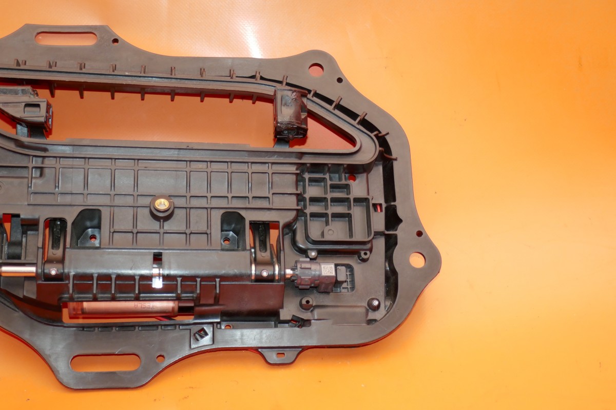 TESLA MODEL S DOOR HANDLE RIGHT REAR 2016 2017 2018 2019 2020 1135723 ...