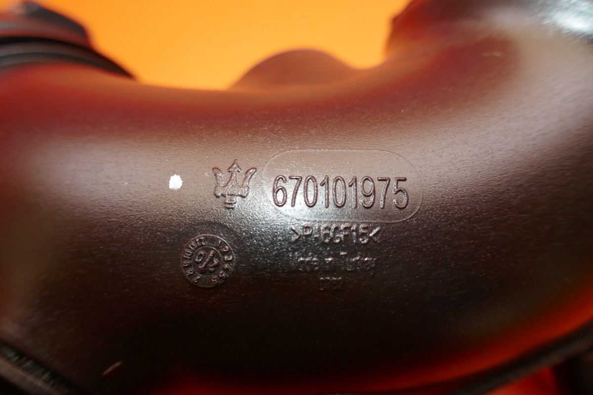 MASERATI LEVANTE CLEAN AIR INTAKE SLEEVE RIGHT 2017 2018 2019 2020 ...