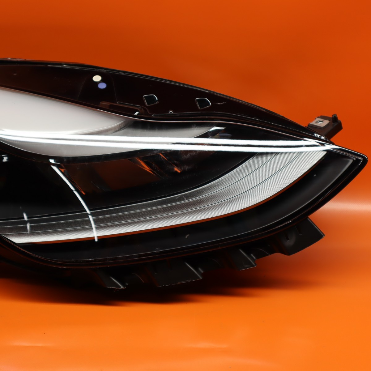 TESLA MODEL 3 HEADLIGHT RIGHT PASSENGER 2021 2022 2023 LED 1514953-00-C OEM