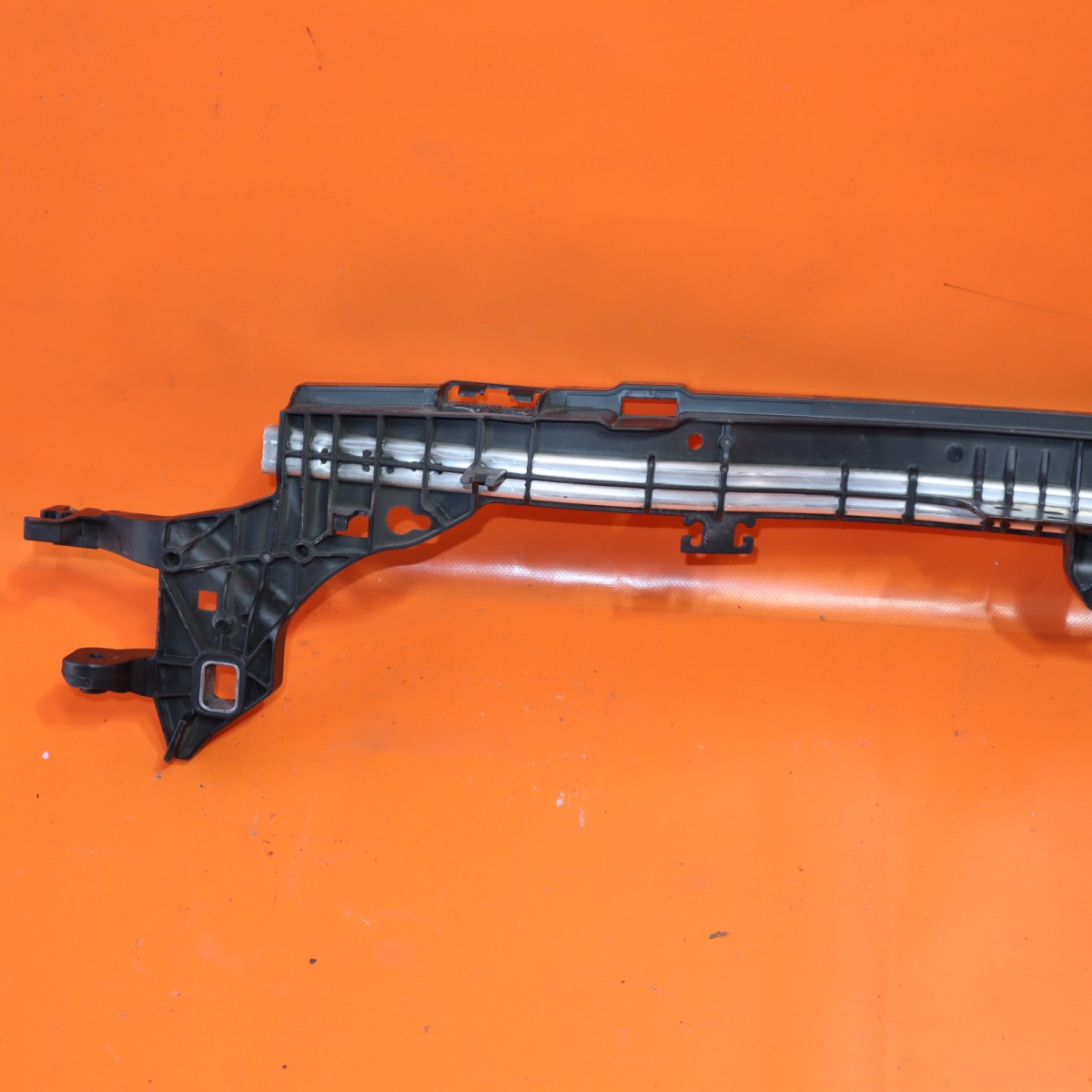 MERCEDES BENZ E300 RADIATOR SUPPORT UPPER TIE BAR 2017 2018 2019 ...